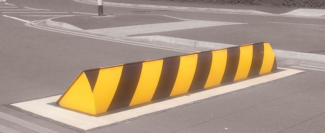 Avon RB680 Road Blocker - Avon Barrier